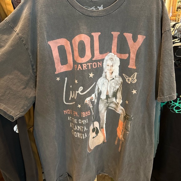 Shirts | Dolly Parton Graphic Tshirt | Poshmark